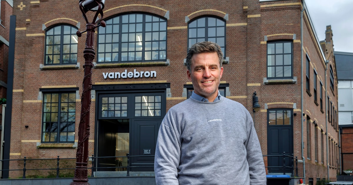 Dokken voor terugleveren zonnestroom geeft Vandebron klanten
